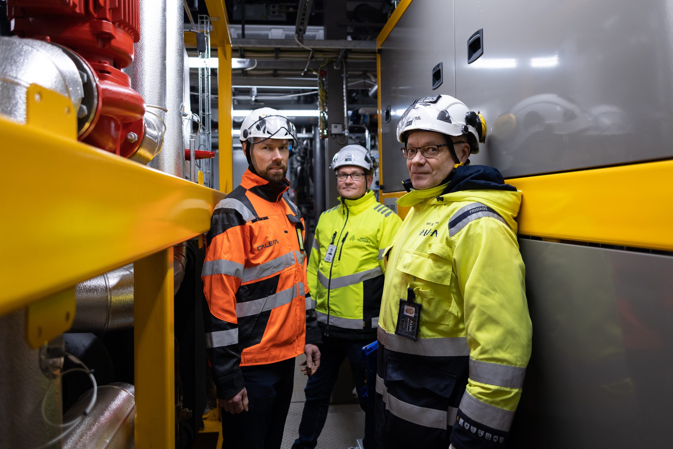 Päästötön ja energiaa kierrättävä tehdas - Talotekniikka-lehti
